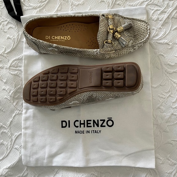 Di Chenzo loafers, flat soled, tassels | Shoes | Di Chenzo Designer ...